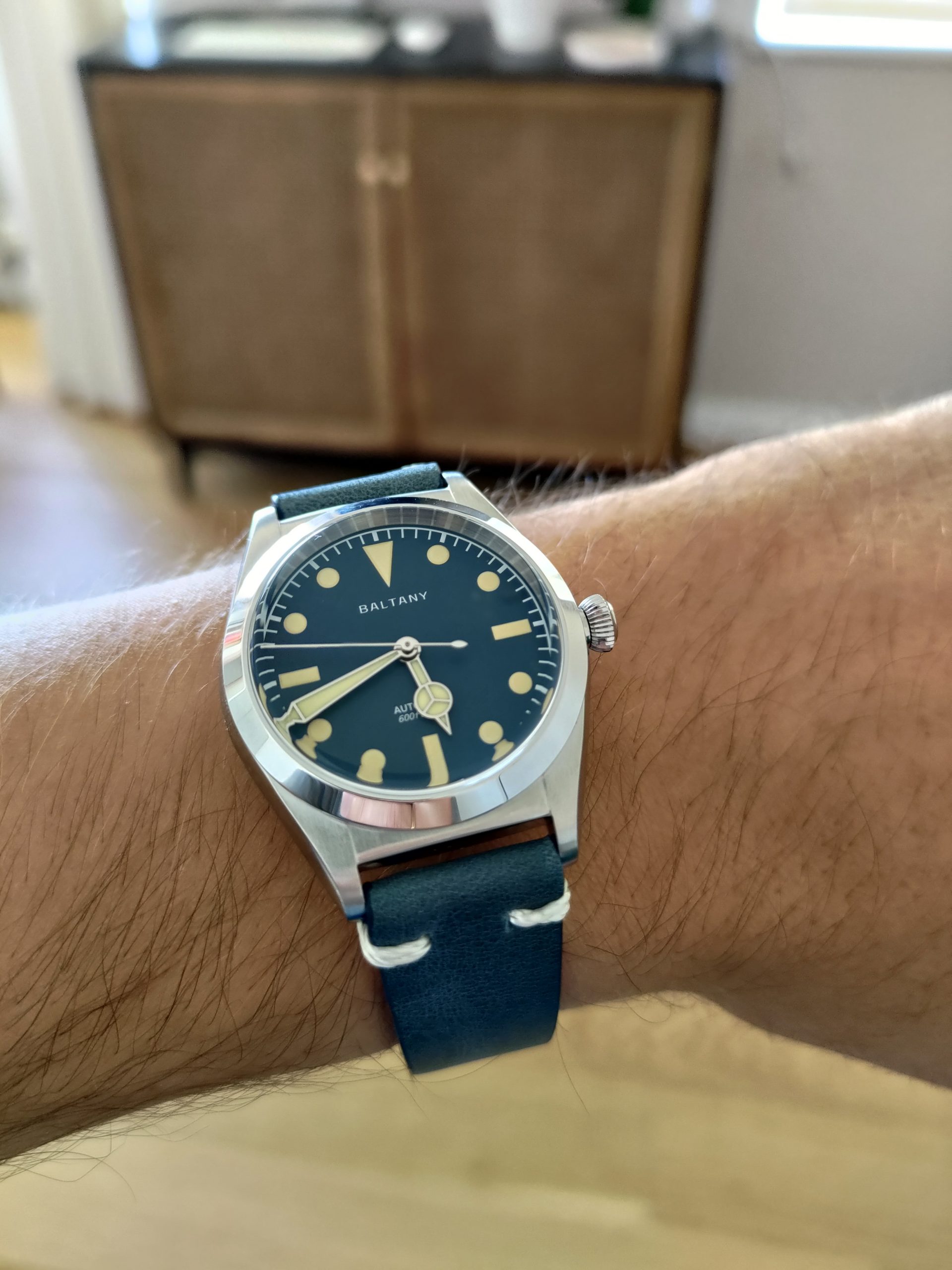 Retro Quartz Tuxedo Watch - Baltany UK