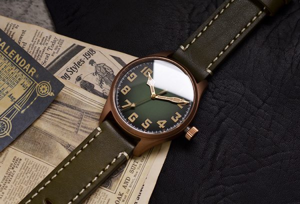 42mm Bronze Pilot Watch - Baltany UK